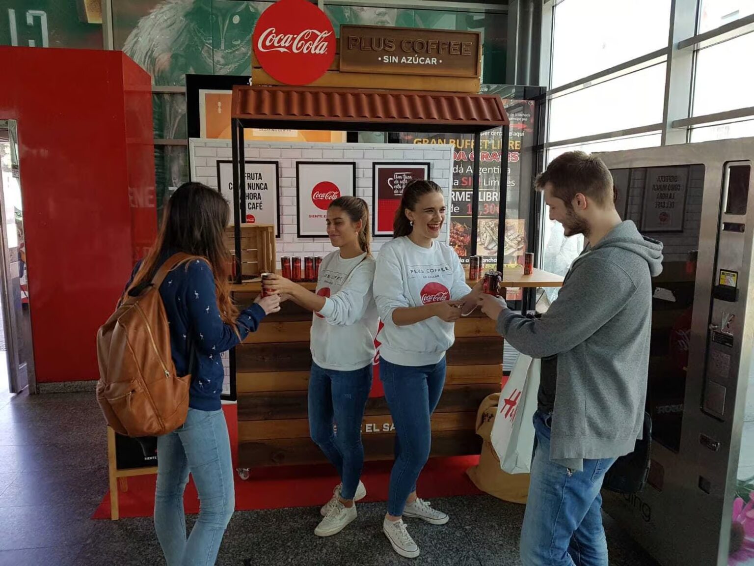 ¿Qué es un Roadshow? Tipos, Ejemplos y Ventajas para tu Estrategia
